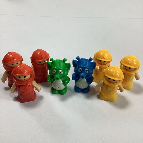 Playmates Toys | Toys | Vtg 984 Playworks Toys Lil Playmate Space ...